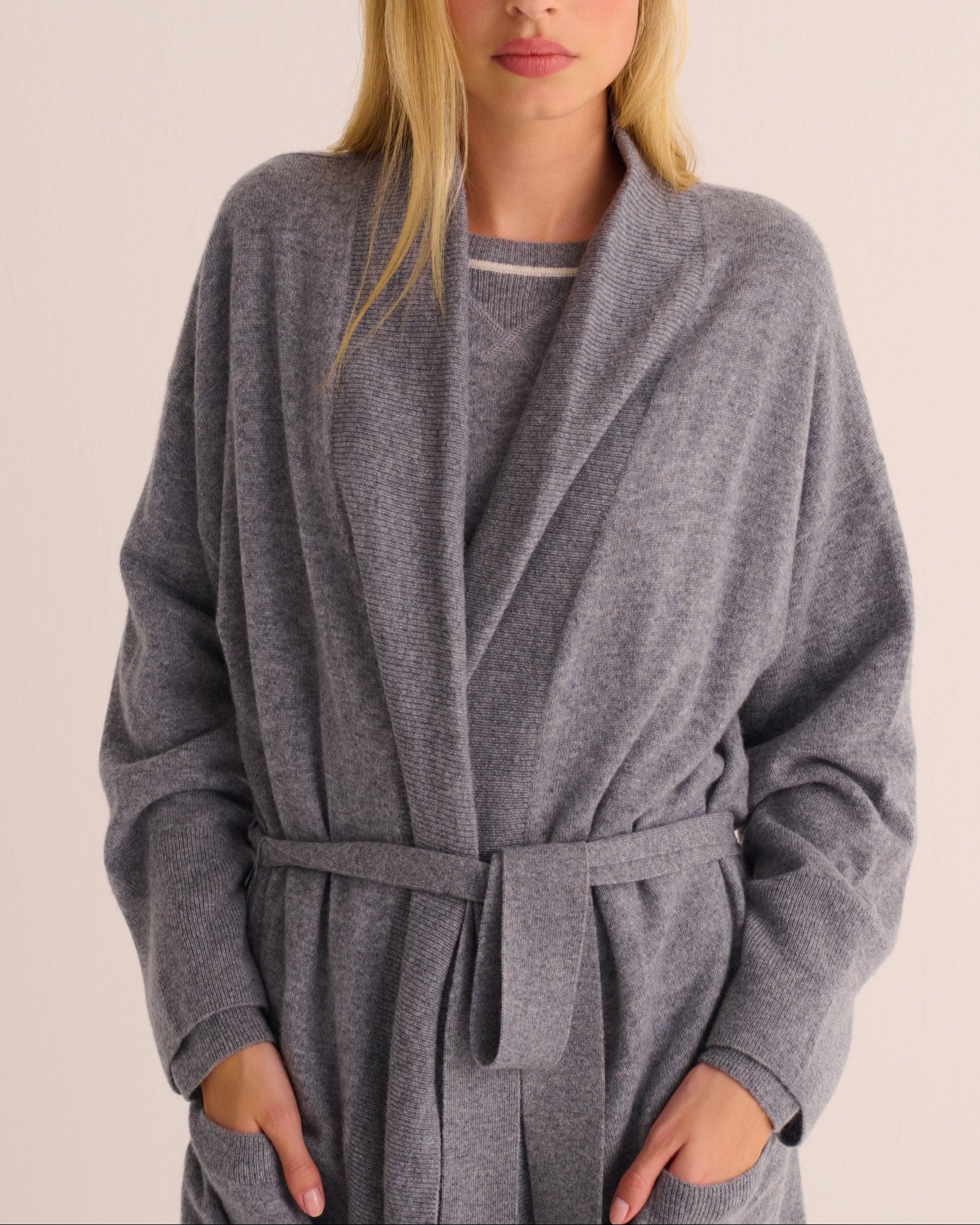 Silver Grey Pure Cashmere Robe – MAMU Dream